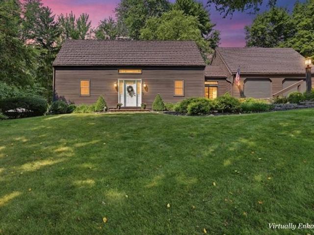 2103 Crissinger Rd, Marion, OH 43302