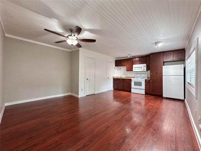 2103 E 16th St # Annex