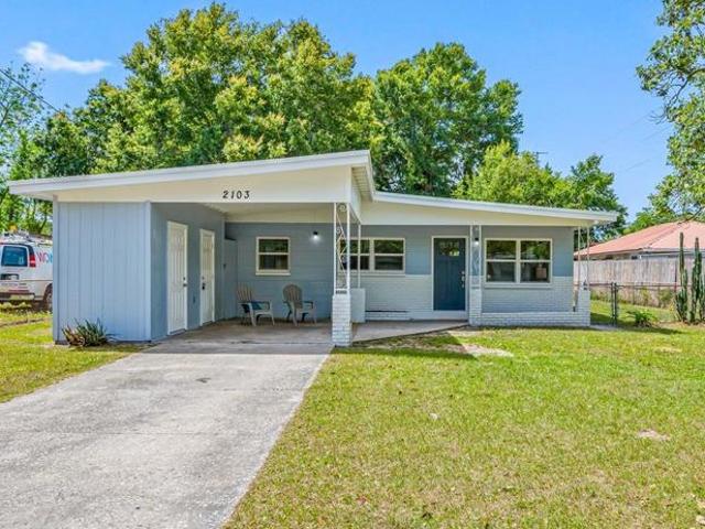 2103 E Bougainvillea Ave, Tampa, FL 33612