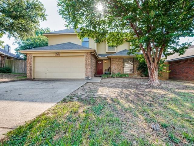 2103 Foley Dr, Arlington, TX 76013