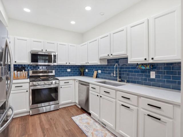 2103 Glacier Court