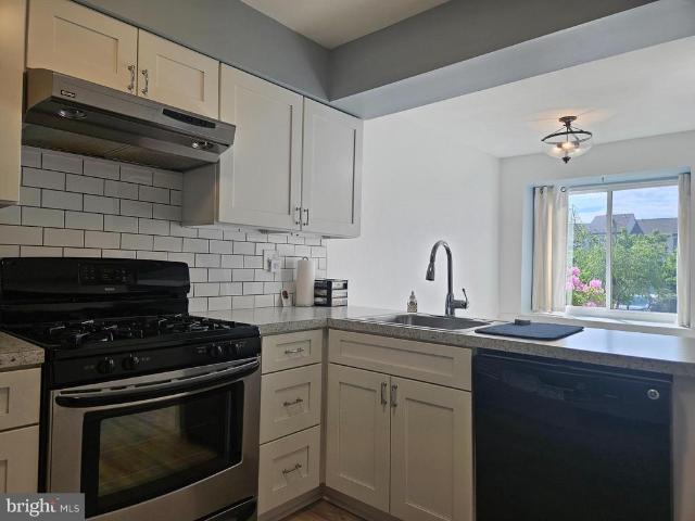 2103 Grant Mews Court