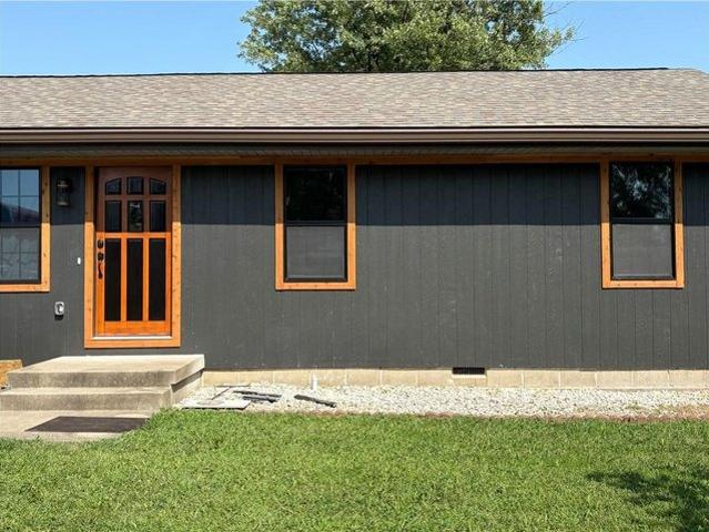 2103 Jil St, Harrisonville, MO 64701