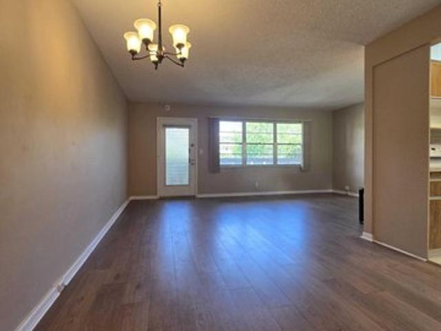 2103 Lucaya Bnd Apt E2, Coconut Creek, FL 33066