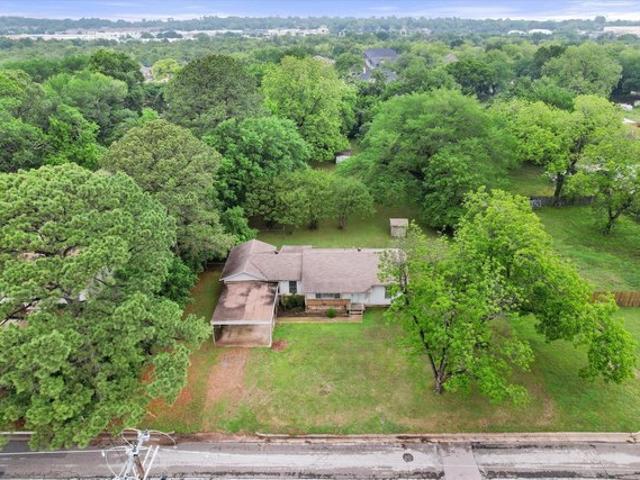 2103 Pecandale Dr, Arlington, TX 76013