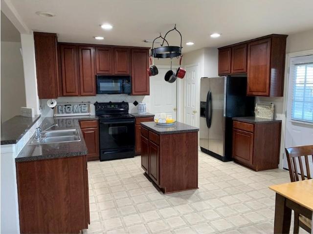 2103 Ripple Bend Lane