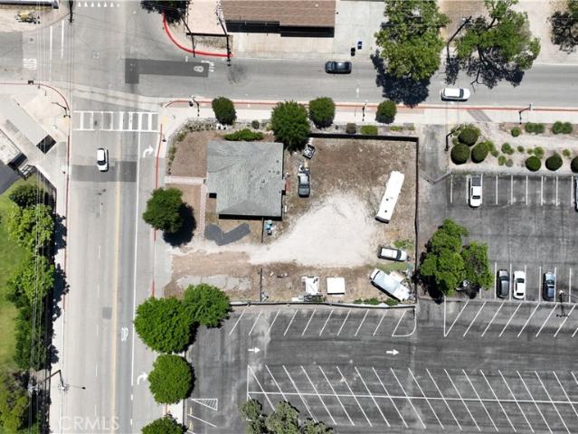 2103 Riverside
