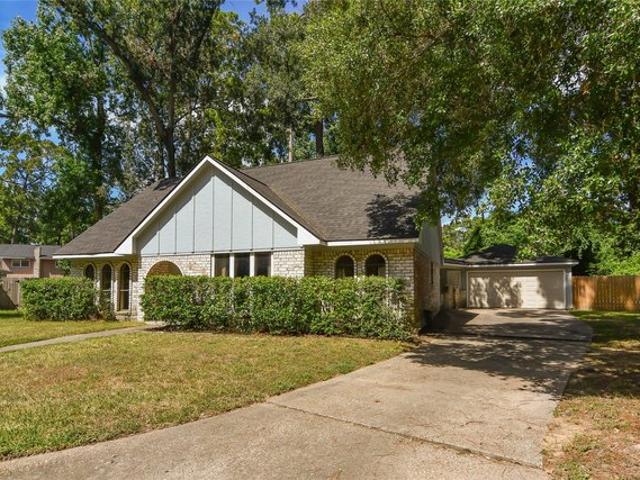 2103 Silver Falls Dr, Houston, TX 77339