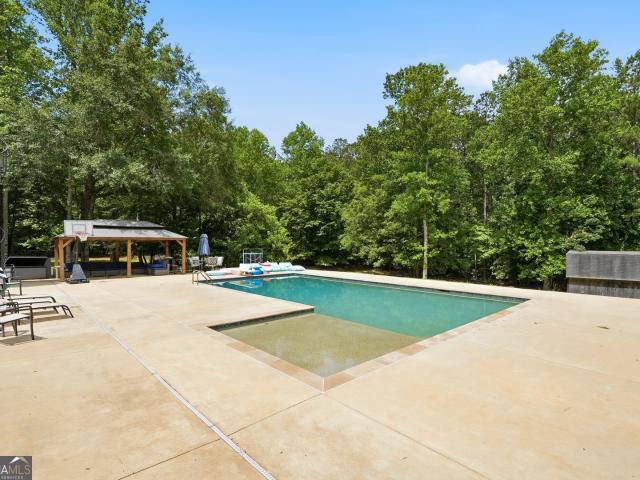 2103 Smokey Road