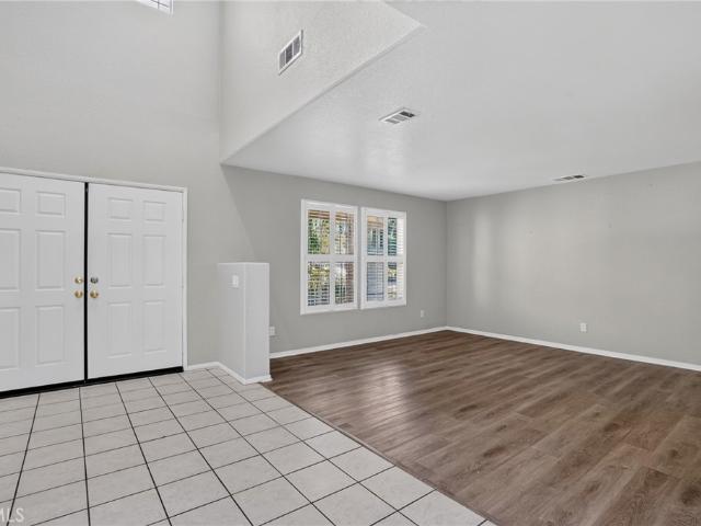 2103 W Avenue K7