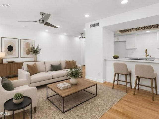 2103 W Yukon Dr, Phoenix, AZ 85027