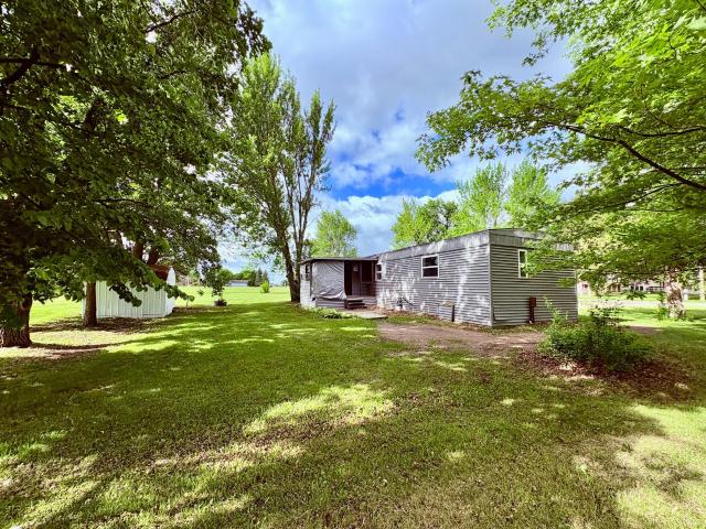 210 3rd Avenue SW