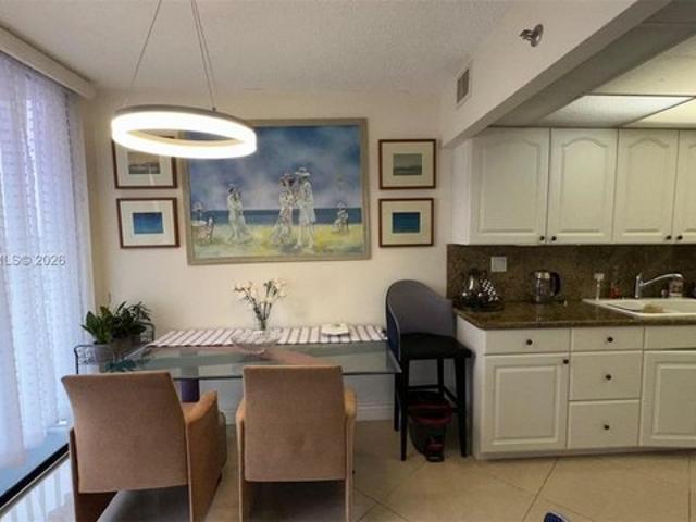 210 174th St Apt 1909, Sunny Isles Beach, FL 33160