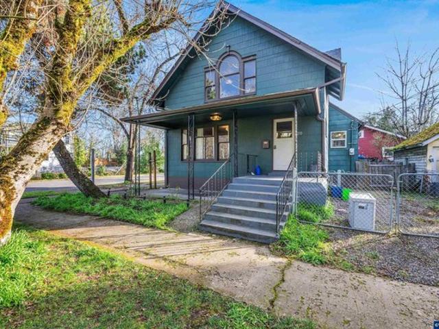210 SE 19th St, Salem, OR 97301