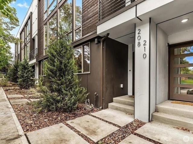 210 20th Ave S, Seattle, WA 98144