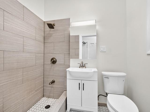210 36th St Unit 3L, Union City, US, NJ