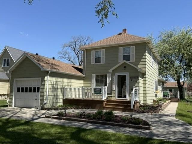210 9th St N, Breckenridge, MN 56520