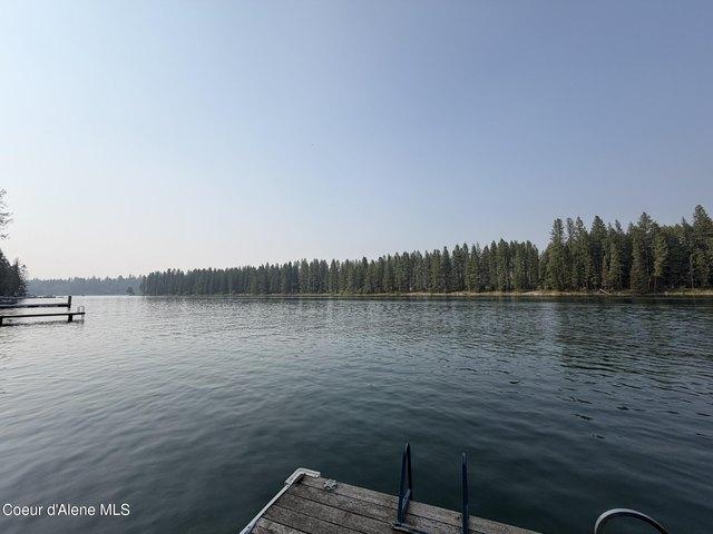 210 Cottonwood Ln, Priest River, ID 83856