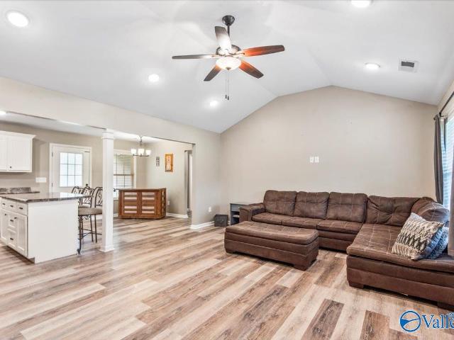210 County Road 1210