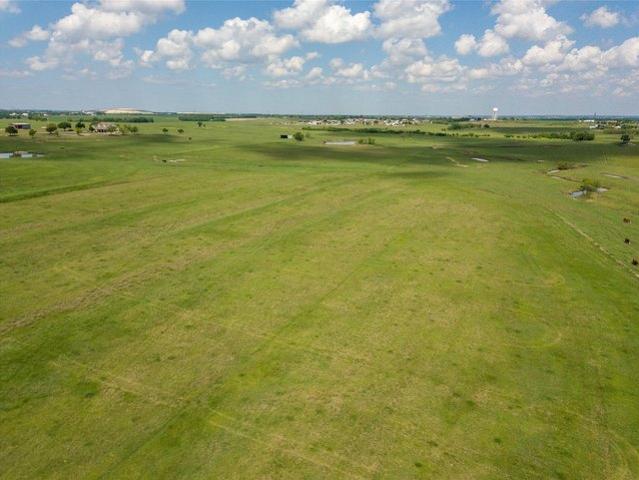 210 County Road 160, Taylor, TX 76574