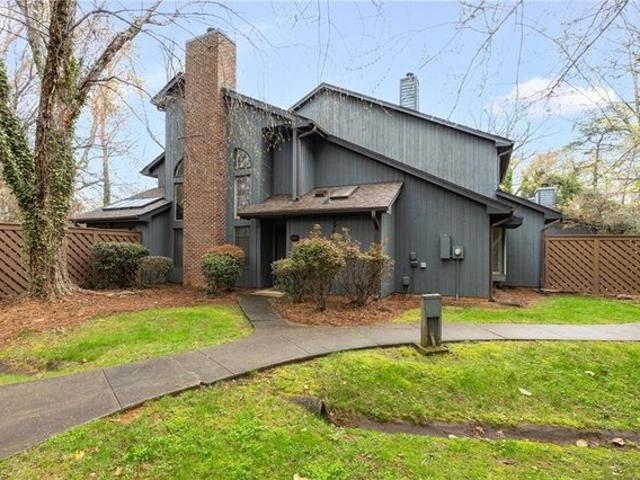 210 College Rd Apt 601, Greensboro, NC 27410