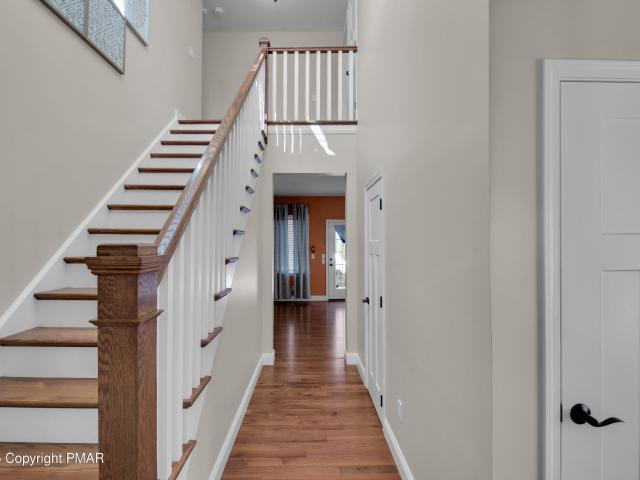 210 Canterbury Circle