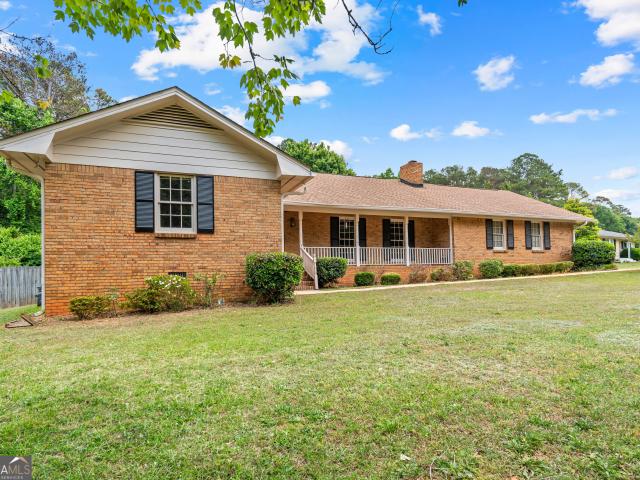 210 Cedar Trail