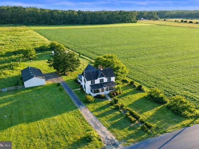 210 Chestnut Tree Rd, Hebron, MD 21830