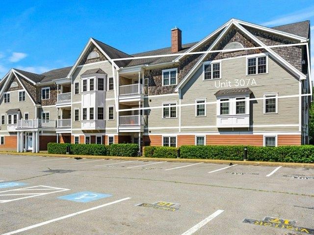 210 Chickering Rd Unit 307A, North Andover, MA 01845