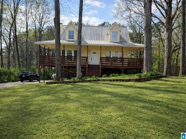 210 Crawford Dr, Springville, AL 35146