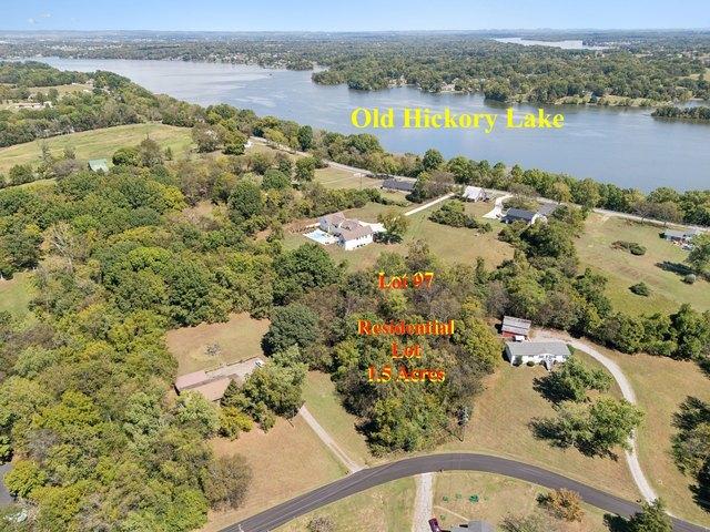 210 Crosswinds Dr, Mount Juliet, TN 37122