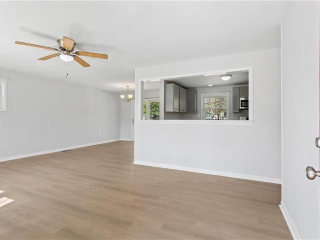 210 Cynthia DR