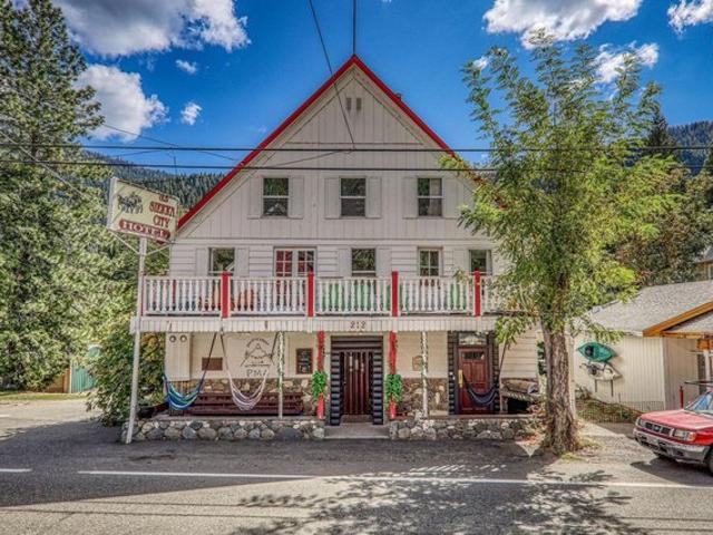 210 and 212 Main St, Sierra City, CA 96125
