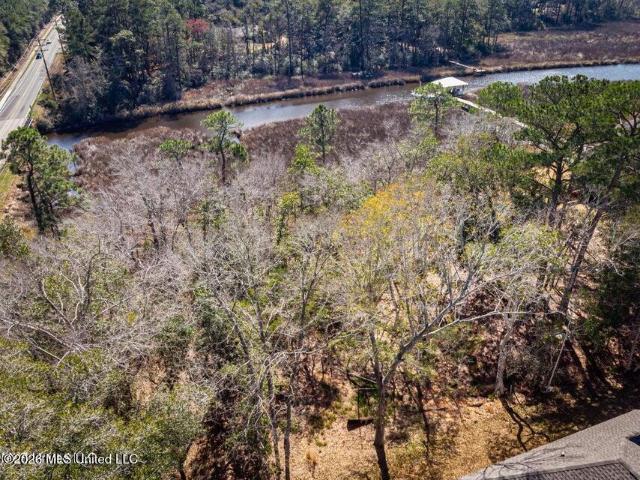 210 Bluff Cove, Ocean Springs, MS 39564 | MLS #4143