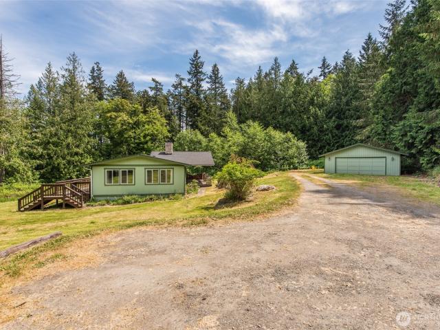 210 Gardiner Beach Road