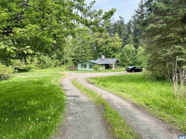 210 Gardiner Beach Rd, Sequim, WA 98382