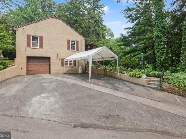 210 Greenwood Court