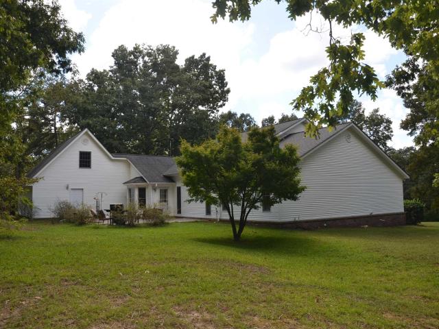 210 Deer Run Cove