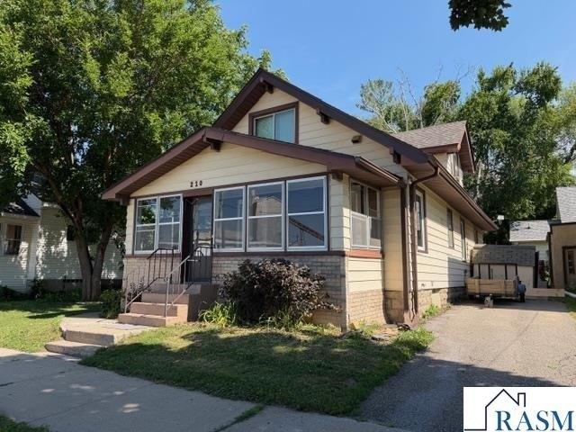 210 E Thompson St, Mankato, MN 56001