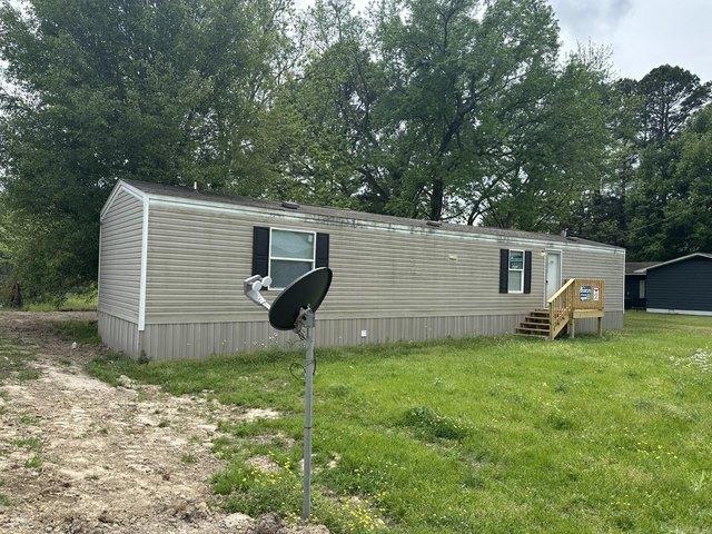210 E Vine St, Russell, AR 72010
