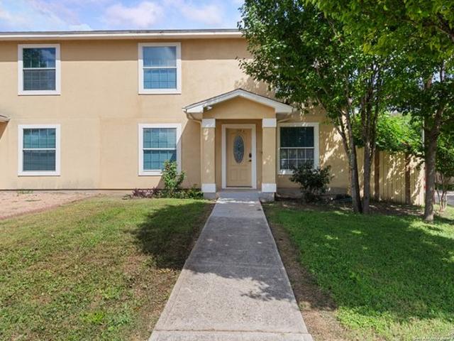 210 E Broadview Dr, San Antonio, TX 78228