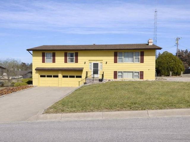 210 E Center St, Lincoln, KS 67455
