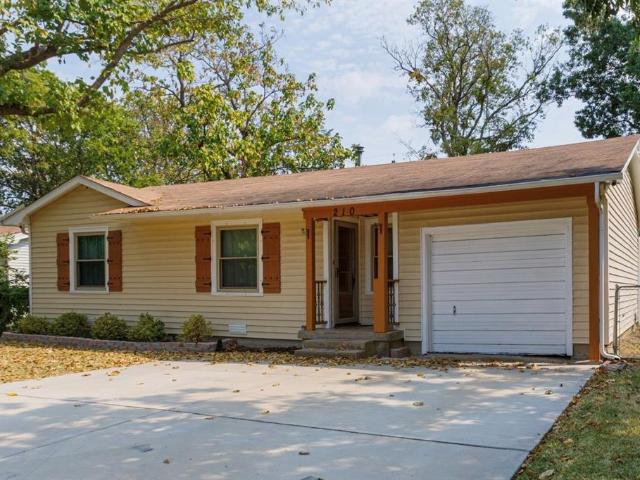 210 E Daugherty Drive