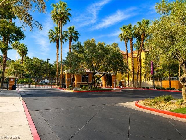 210 E Flamingo Road 337