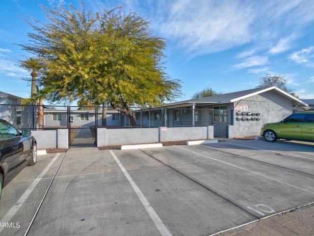 210 E Jones Avenue # # 7