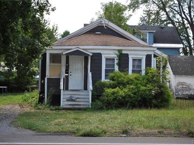 210 E Molloy Rd, Syracuse, NY 13211