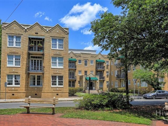 210 E State Street 16