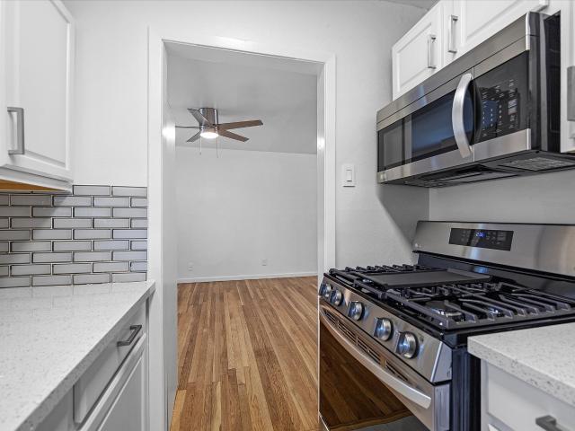 210 Emerson Street 7