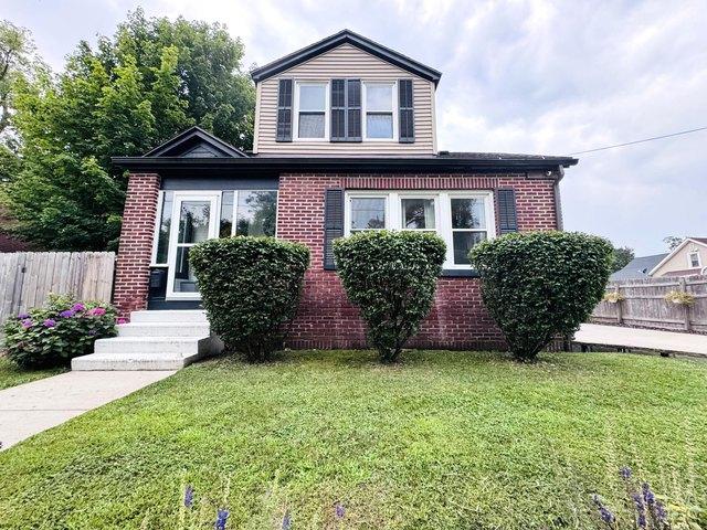 210 Emmons St, Niles, MI 49120
