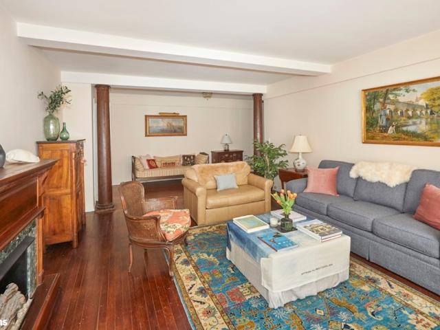 210 East 73rd Street, New York, NY